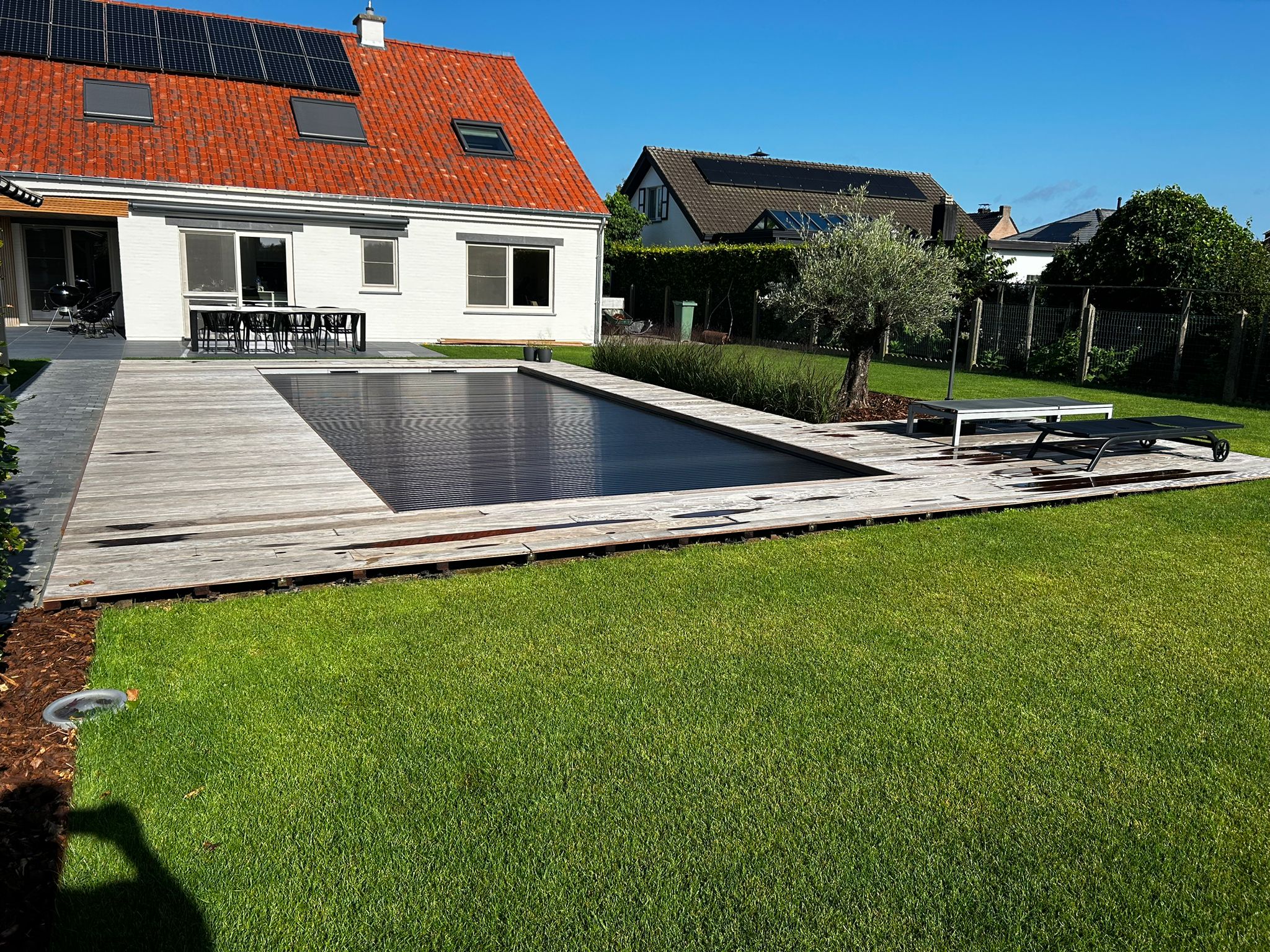 Londerzeel - Zelf een zwembad bouwen